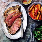 entrecote op de bbq: zo maak je het nóg lekkerder | delicious.magazine