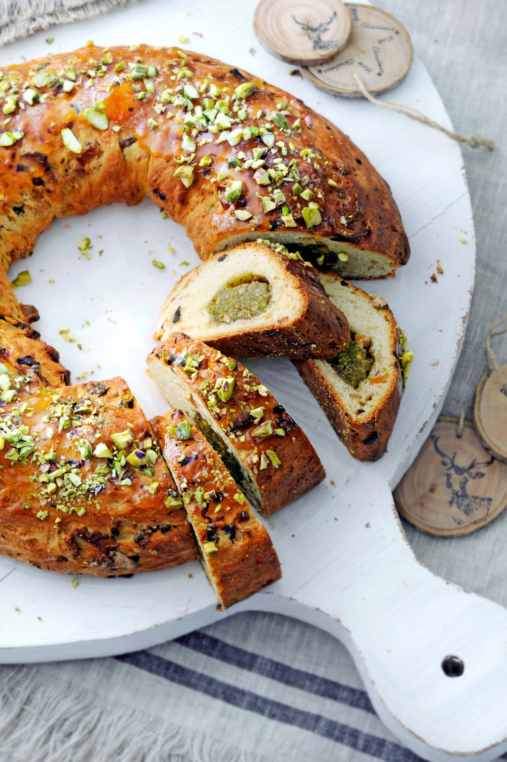 zo maak je vegan amandelspijs | delicious.magazine