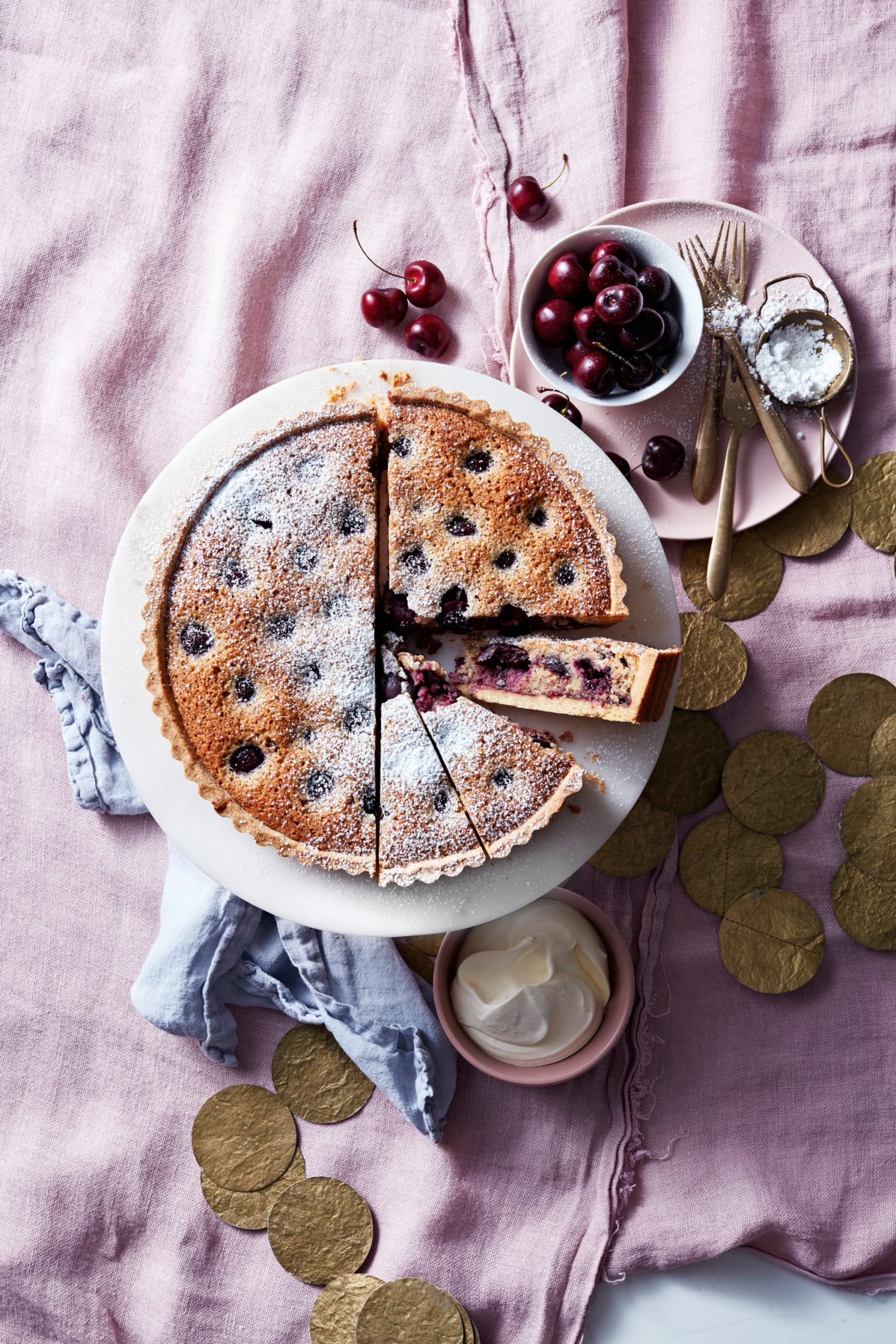 kersentaart met hazelnoot | delicious.magazine