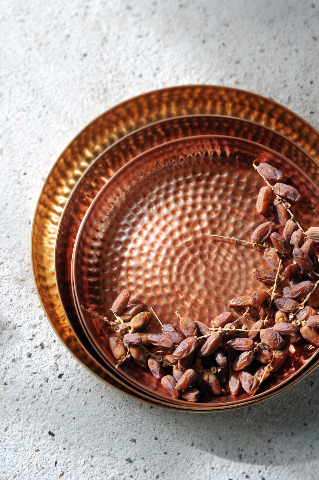 dít zijn de lekkerste soorten dadels + recepten | delicious.magazine