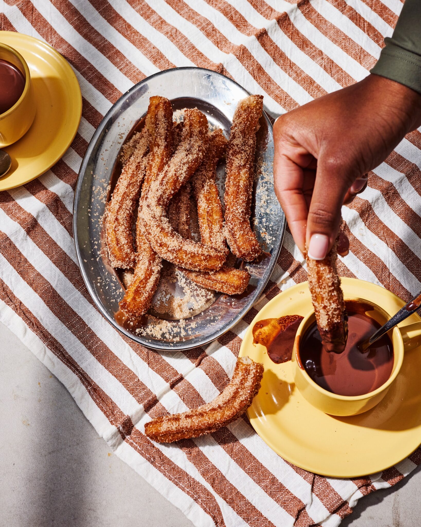 churros uit De bijbel van de Spaanse keuken | delicious.magazine