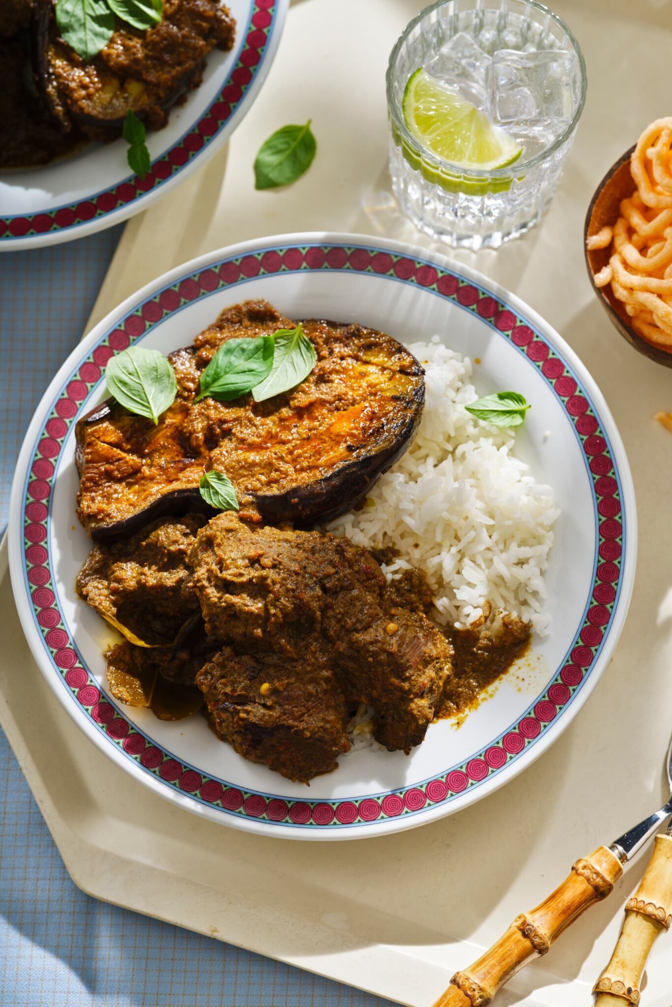 rendang van rundvlees met kardemom van Maureen Tan | delicious.magazine